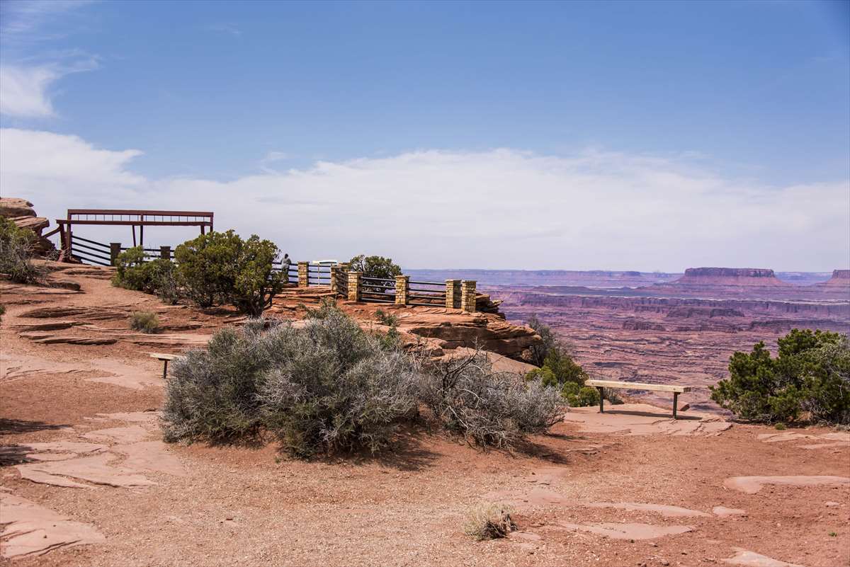 ニードルズ・オーバールックで見たキャニオンランズの圧倒的パノラマとは？ - ニコカメラ