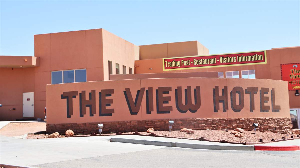 The View Hotel｜モニュメント・バレーの目の前で泊まれるホテルとは？ - ニコカメラ